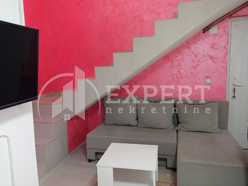 Jednosoban stan, 40 m2, Durlan, Somborska ID: i-010638