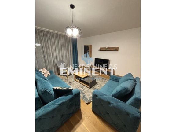 Zemun, Gornji Grad, Pregrevica, 2.0, 61m2, 680 EUR