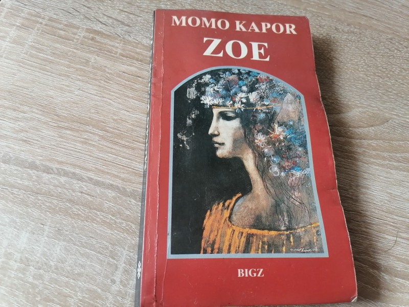 Momo Kapor Zoe