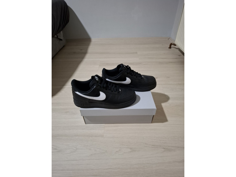 Patike Nike Air Force, broj 42,5, kao nove