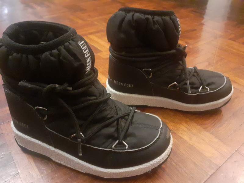 Moon Boot original vodootporne crne cizme, 30