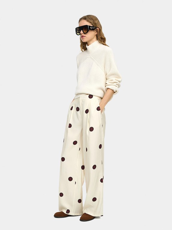 TROUSERS WITH PLEATS AND POLKA DOTS
