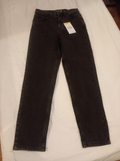 Pantalone Stradivarius mom slim fit 38