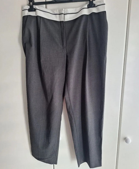 Sive pantalone Zara