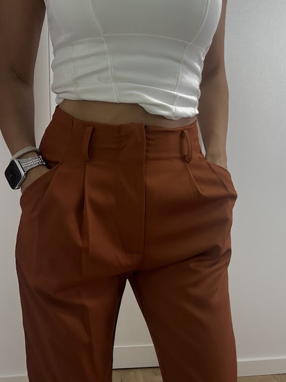 SHEIN pantalone