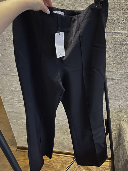 Mango pantalone