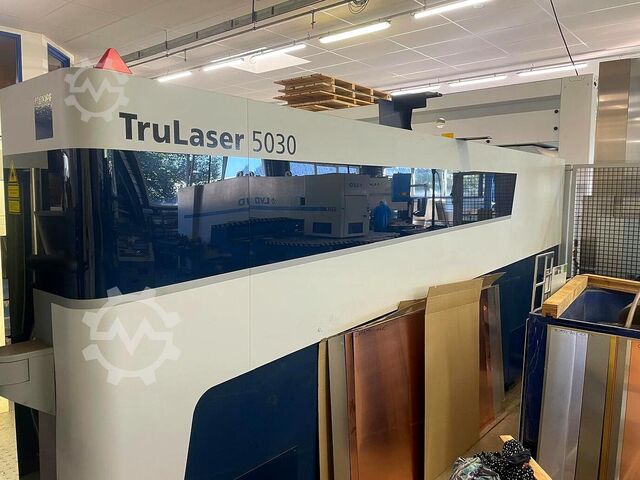 машина за ласерско сечење
TRUMPF TruLaser 5030 fiber (L56)