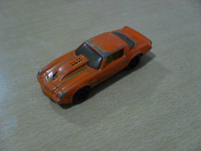 HOT WHEELS - MATTEL