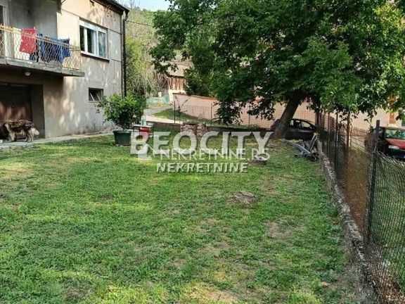 Sremska Mitrovica, Ležimir, , 4.0, 211m2, 98000EUR