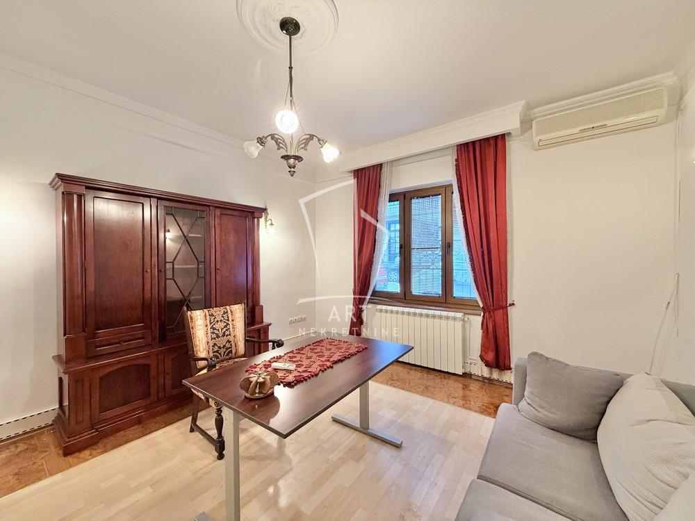 Hram Svetog Save, Hadži Melentijeva, 31m2 ID#13532
600 €