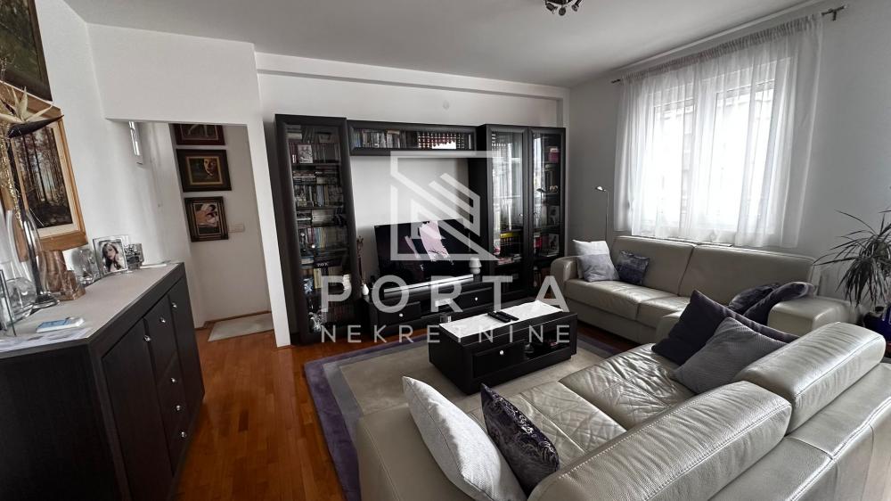 LUX 4.0 - 98m²- Dimitrija Tucovića - Terasa - Garaža ID#1609
343.000 €
