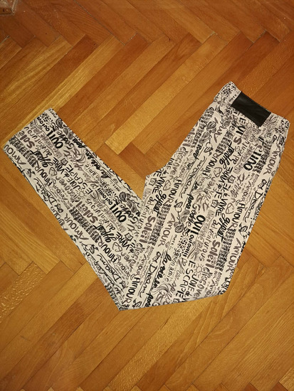 2000`s pantalone