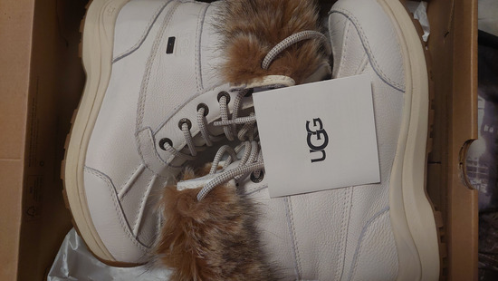 UGG Koza Krzno Nove cizme 36