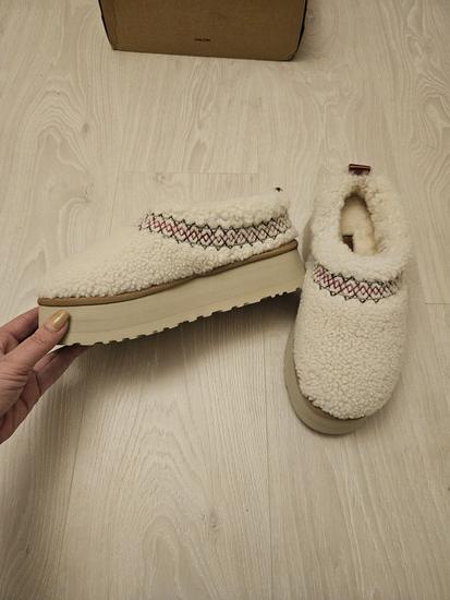 UGG TAZZ cizme original snizene