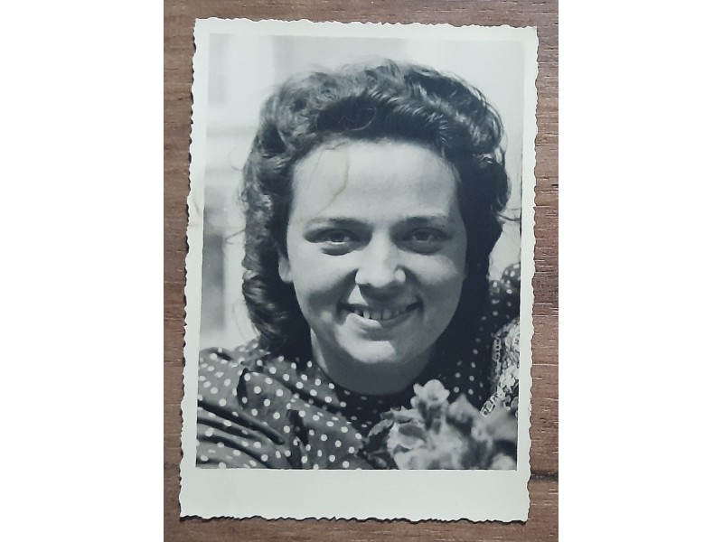 Vintage fotografija devojka