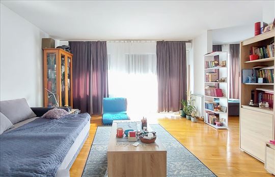 Prodajemo trosoban stan, Cvijiceva, 74m²