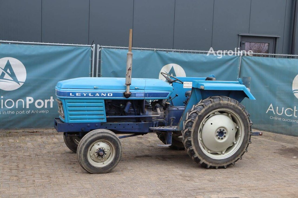 Prodaje se Leyland AEC Daf 255 traktor točkaš na aukciji