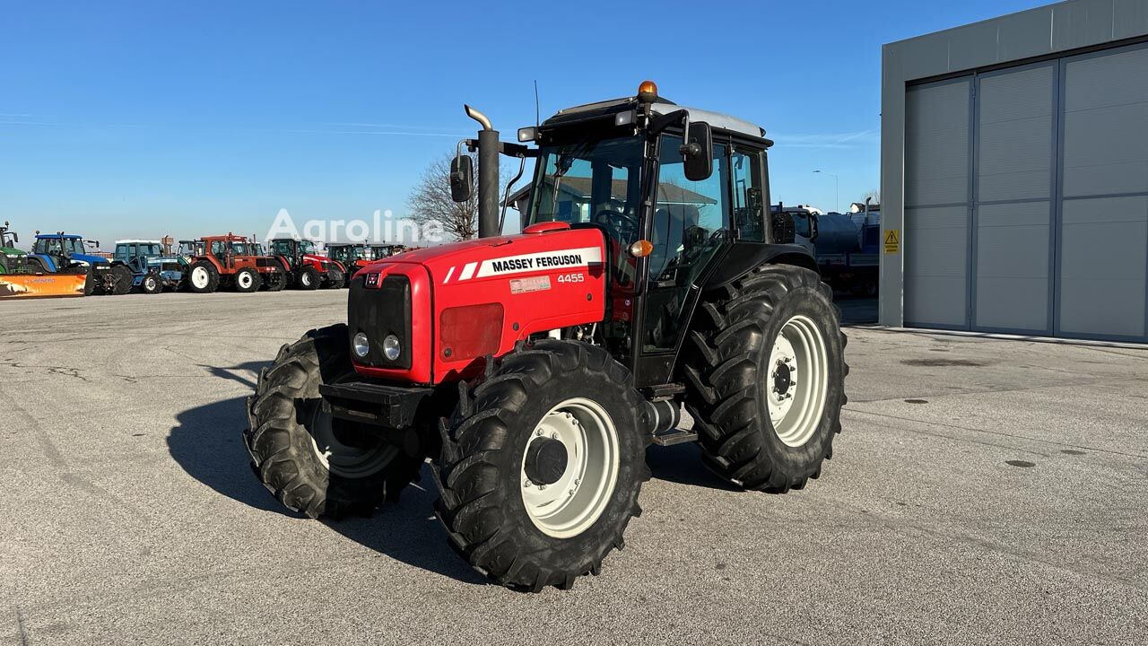 Massey Ferguson 4455 4X4 traktor točkaš