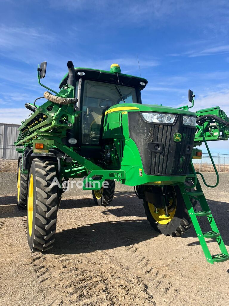 John Deere R4038 samohodna prskalica