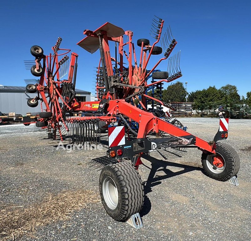 Kuhn GA 9030 trakasti formirač otkosa