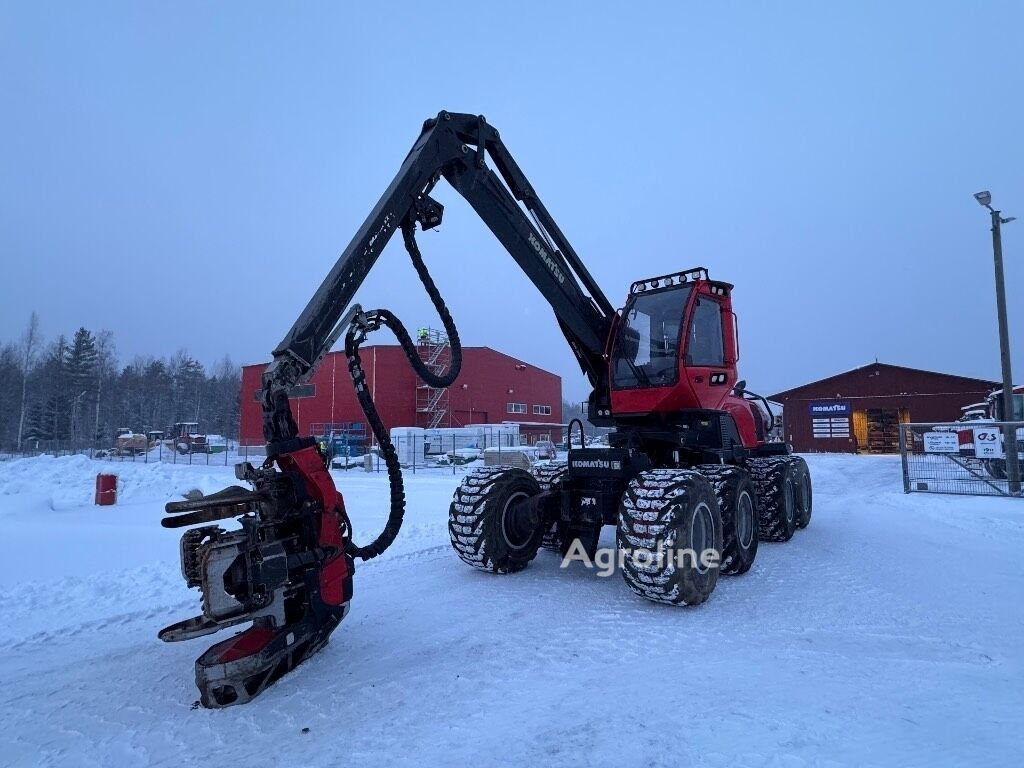Komatsu 931 XC harvester