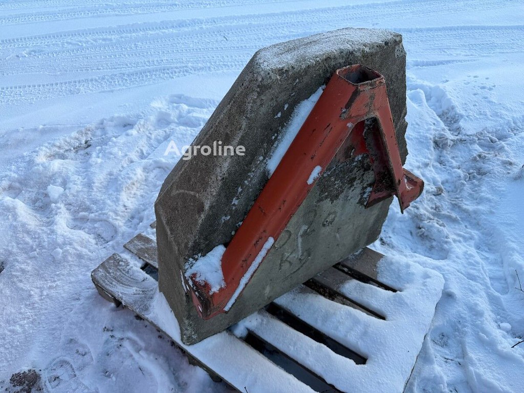 Prodaje se 620 kg Lodd med hengerfeste protivtežu traktora na aukciji