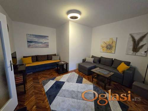 Novi Sad - Detelinara - dvosoban stan - nije pet friendly - odmah useljivo - 400 eura
