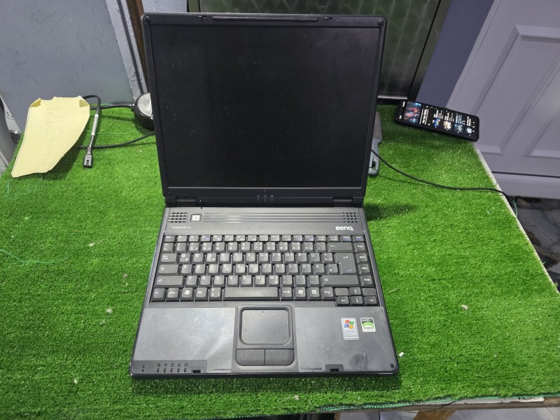 Benq laptop