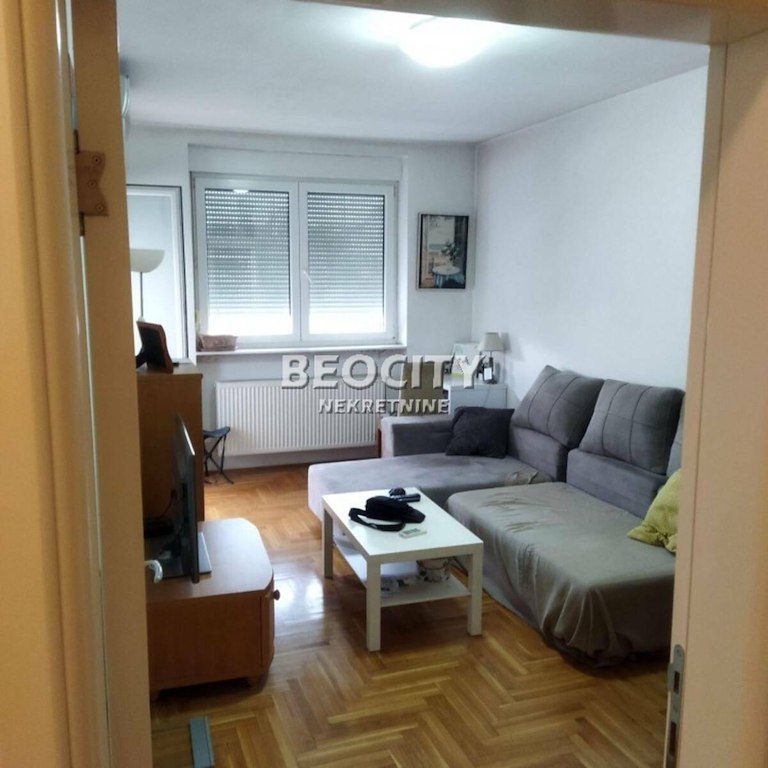 Novi Sad, Socijalno, Lukijana Mušickog, 2.0, 44m2, 133000EUR