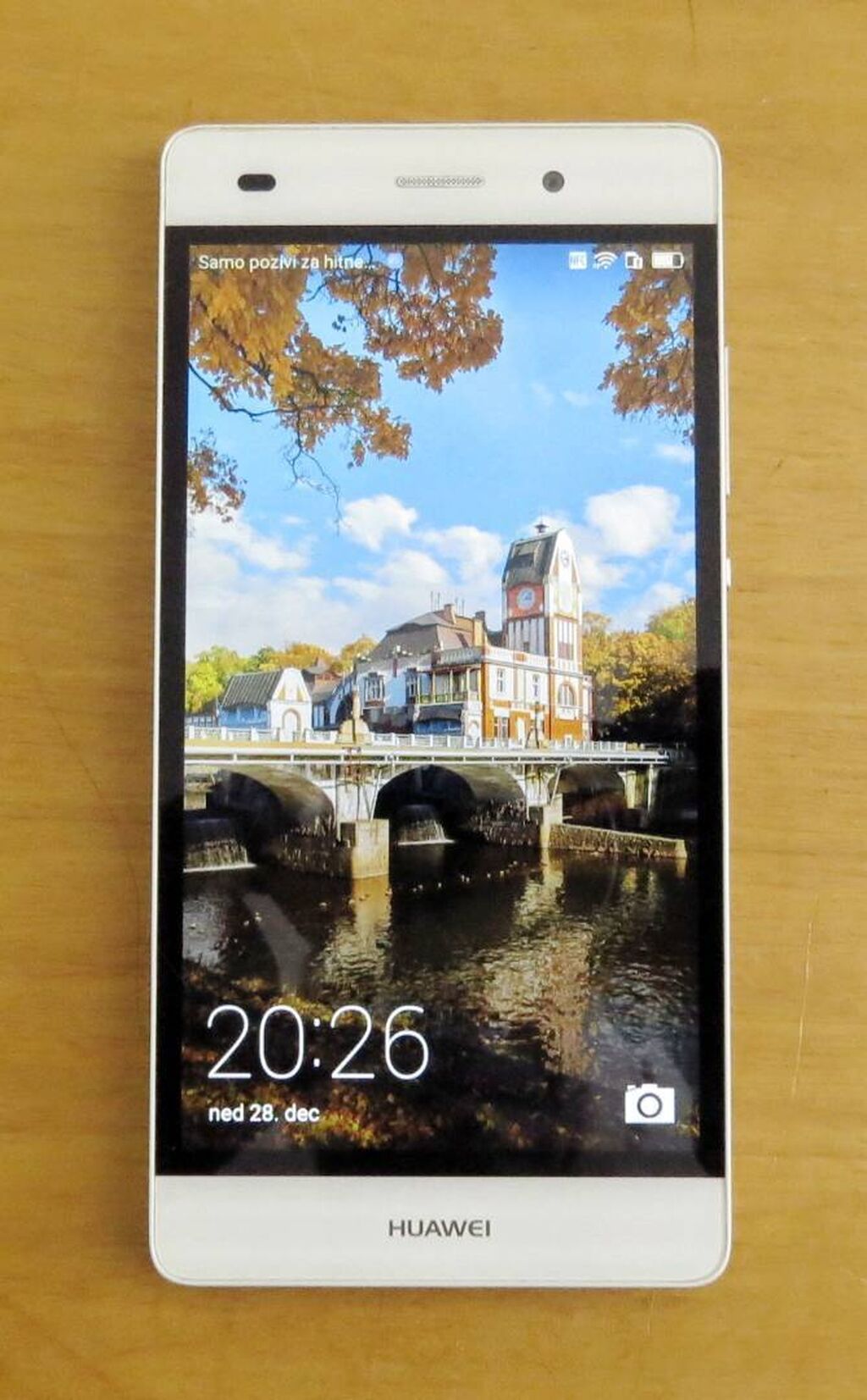 Huawei P8 Lite White 16GB 13MP Battery Talk 15h - Savršen! Telefon je