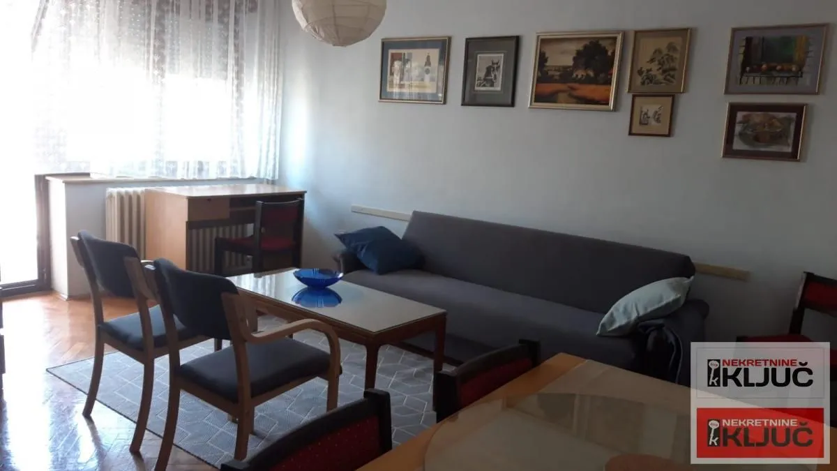 Izdavanje, jednosoban stan, 47m², Centar, Novi Sad