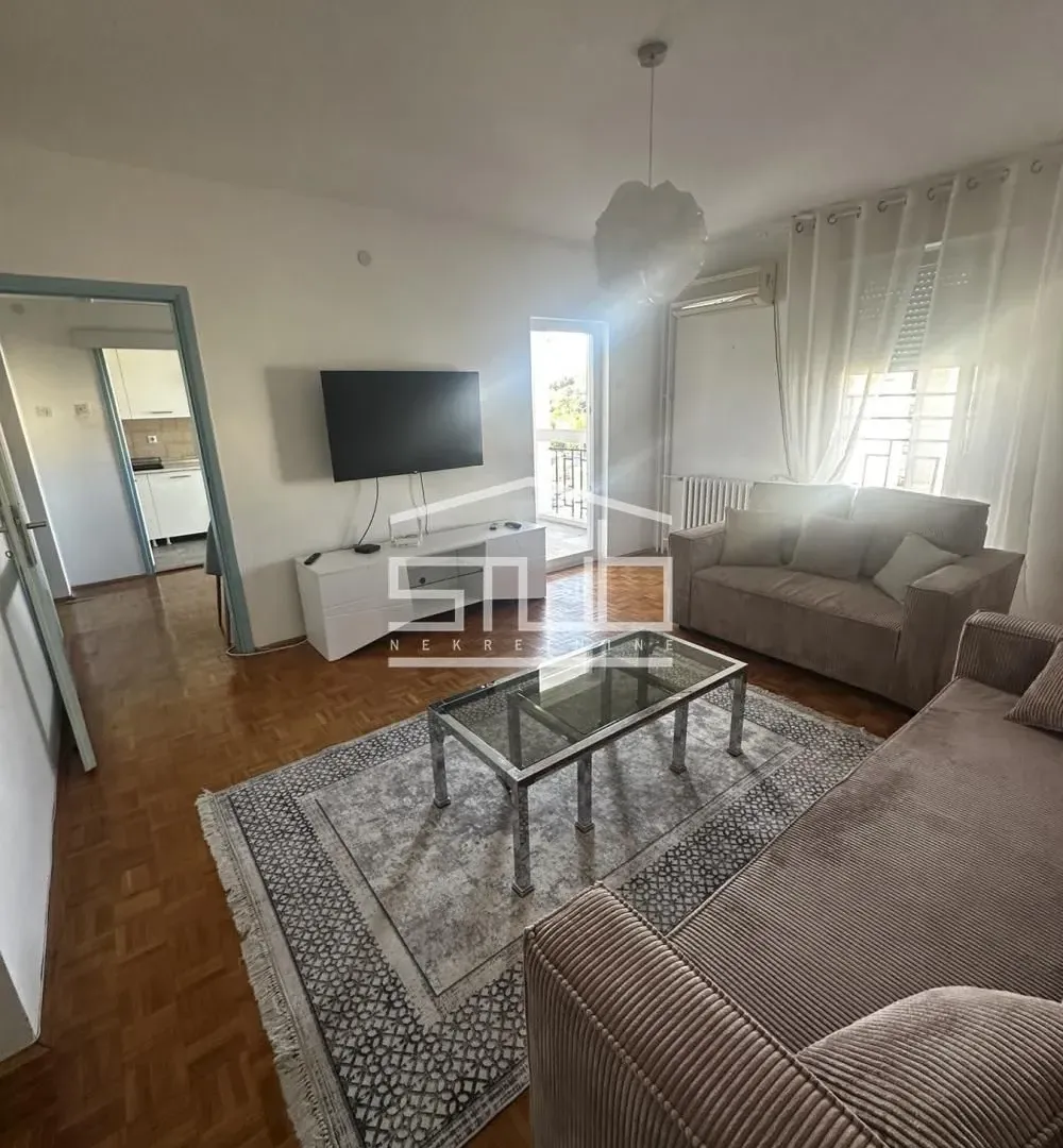 Prodaja, dvosoban stan, 62m², Novi Beograd Blok 72, Novi Beograd Sve Podlokacije
