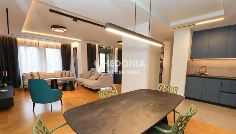 Prodaja, trosoban stan, 107m², Savski Venac, Beograd