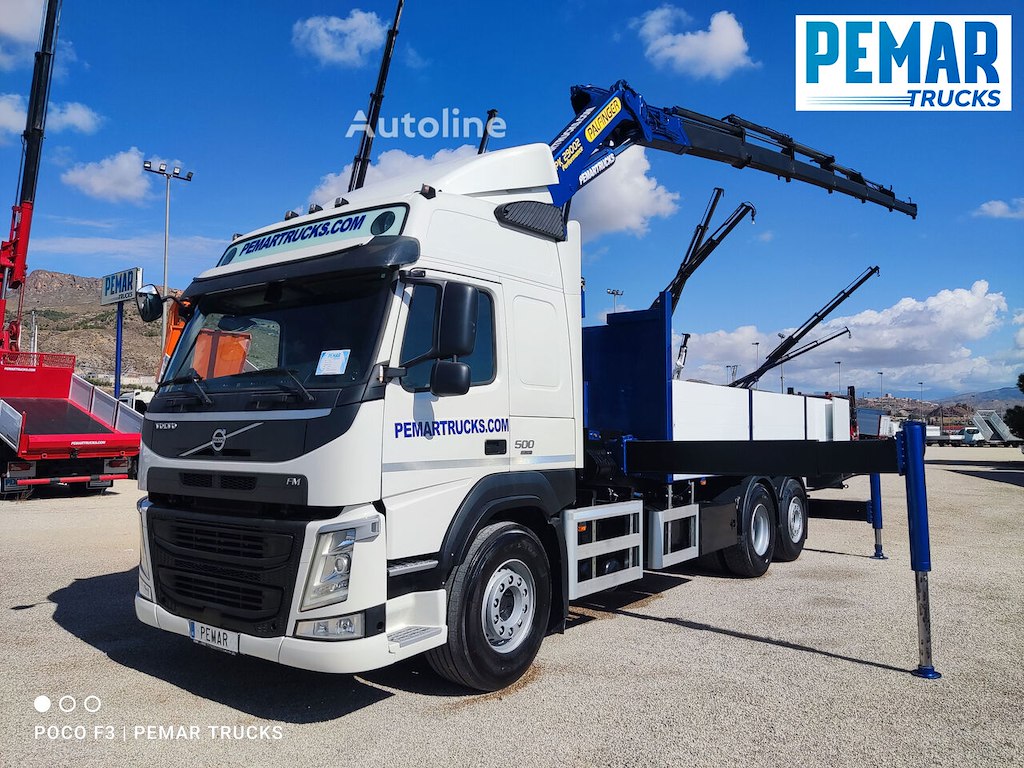Volvo FM 500 6X2 GRUA PALFINGER PK 29002 CAJA FIJA EURO 6 kamion s ravnom platformom