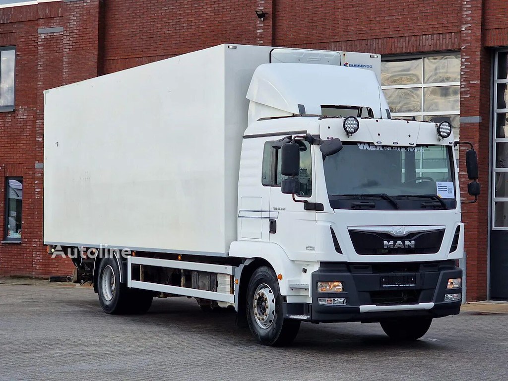 MAN TGM 18.340 4x2 - Sleepercab - Box with sidedoors - Loadlift - Fu kamion furgon