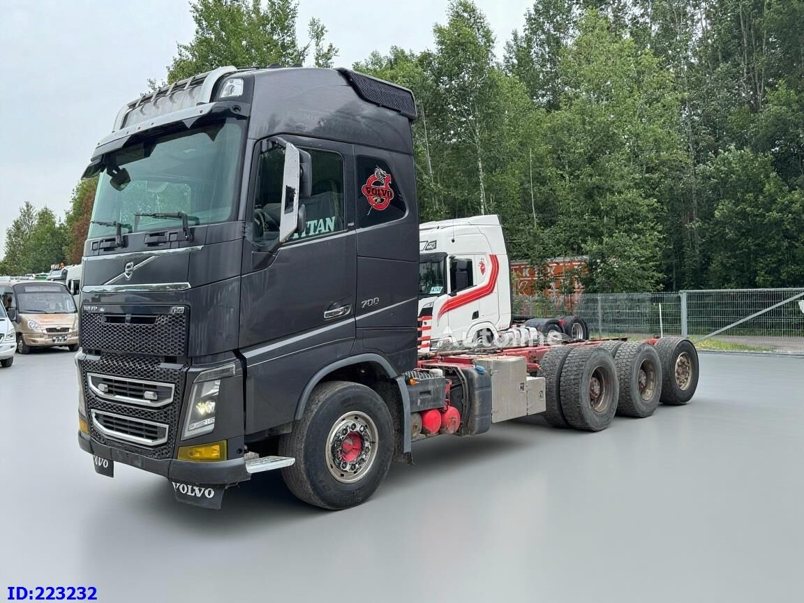 Volvo FH16 700HP 8X4 Big Axles kamion šasija