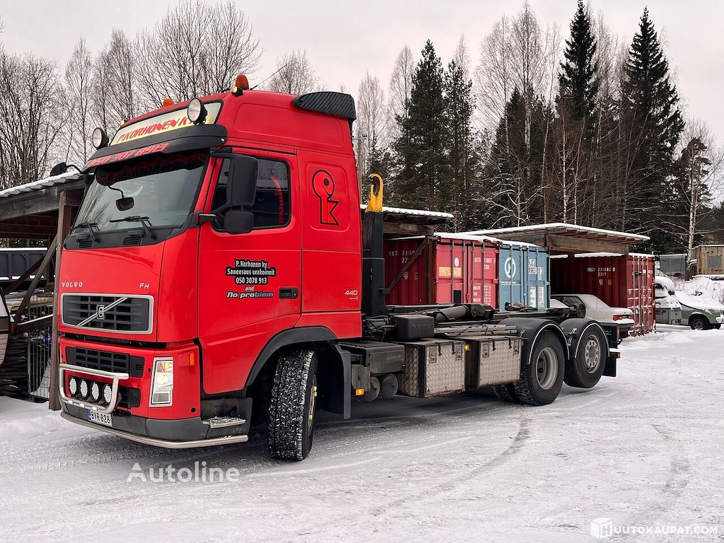 Prodaje se Volvo FH13 440, Hook-lift truck, 2007, Very tidy condition, Lohja 12.7 rol kiper sa kukom na aukciji