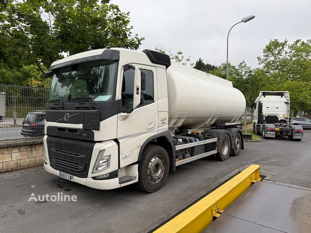 Volvo FM12 420 autocisterna