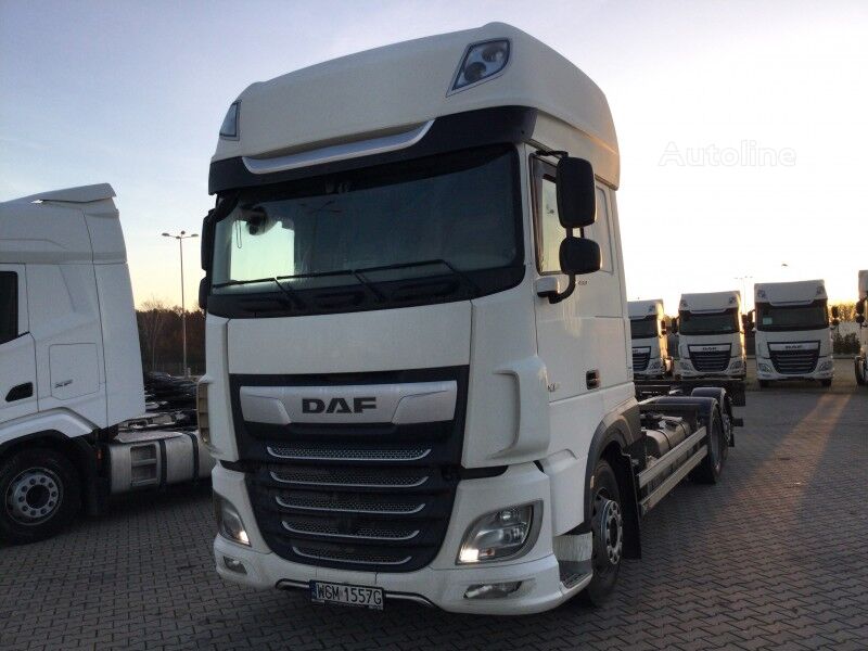 DAF XF 480 FAR vozilo za prevoz kontejnera
