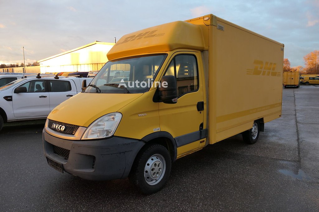 IVECO Daily 35 S11 C30C AUTOMATIK KAMERA Regale LUFT kamion furgon < 3.5t