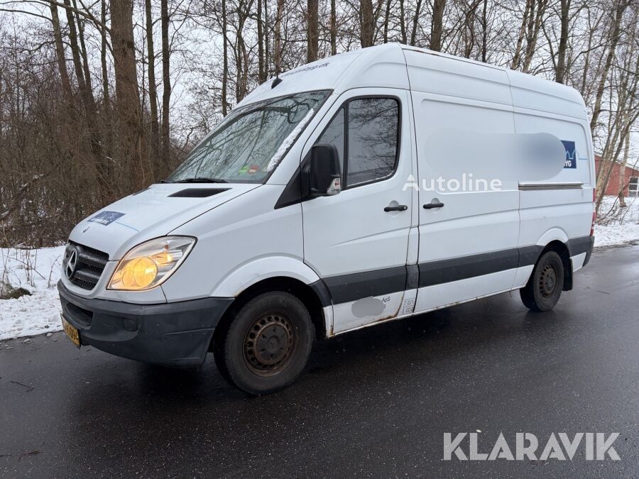 Prodaje se Mercedes-Benz Sprinter 215 CDI minibus furgon na aukciji