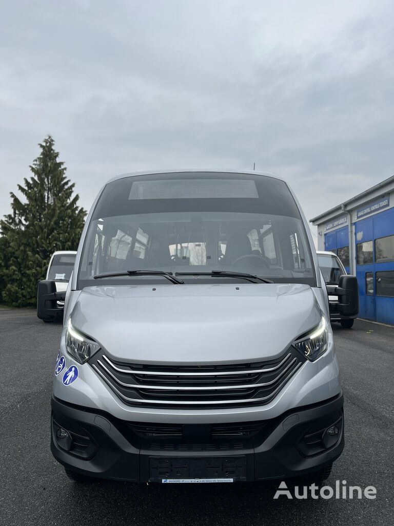 Novi IVECO ROSERO FIRST FCLLI 2026 putnički minibus