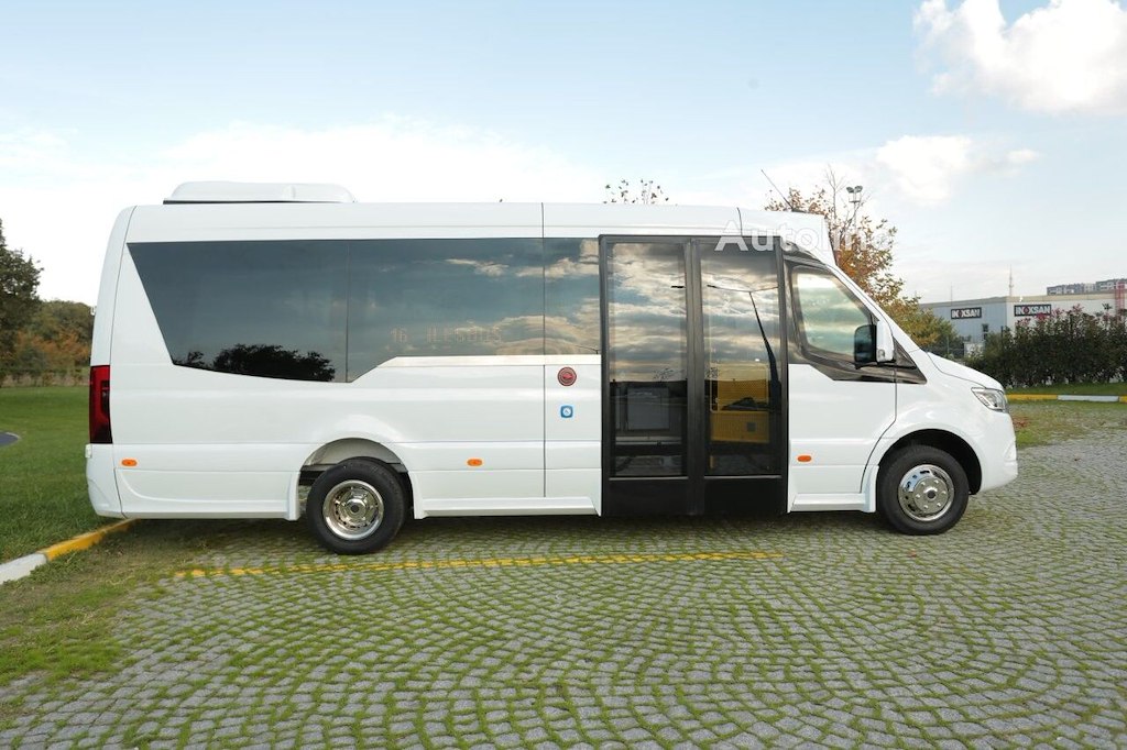 Novi Mercedes-Benz Sprinter 519 CDI Lowfloor City & School XXL turistički autobus