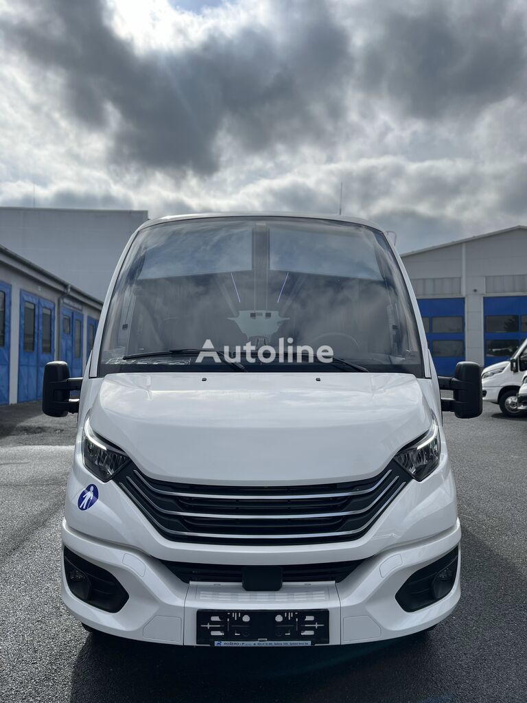Novi IVECO ROSERO FIRST FLHI 2026 turistički autobus