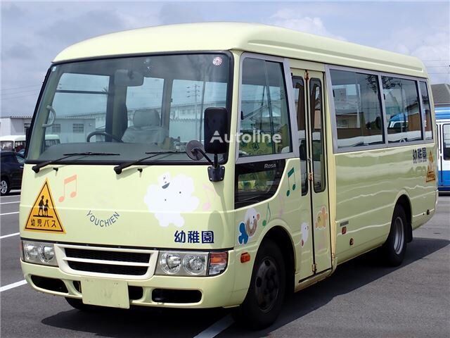 Mitsubishi ROSA prigradski autobus