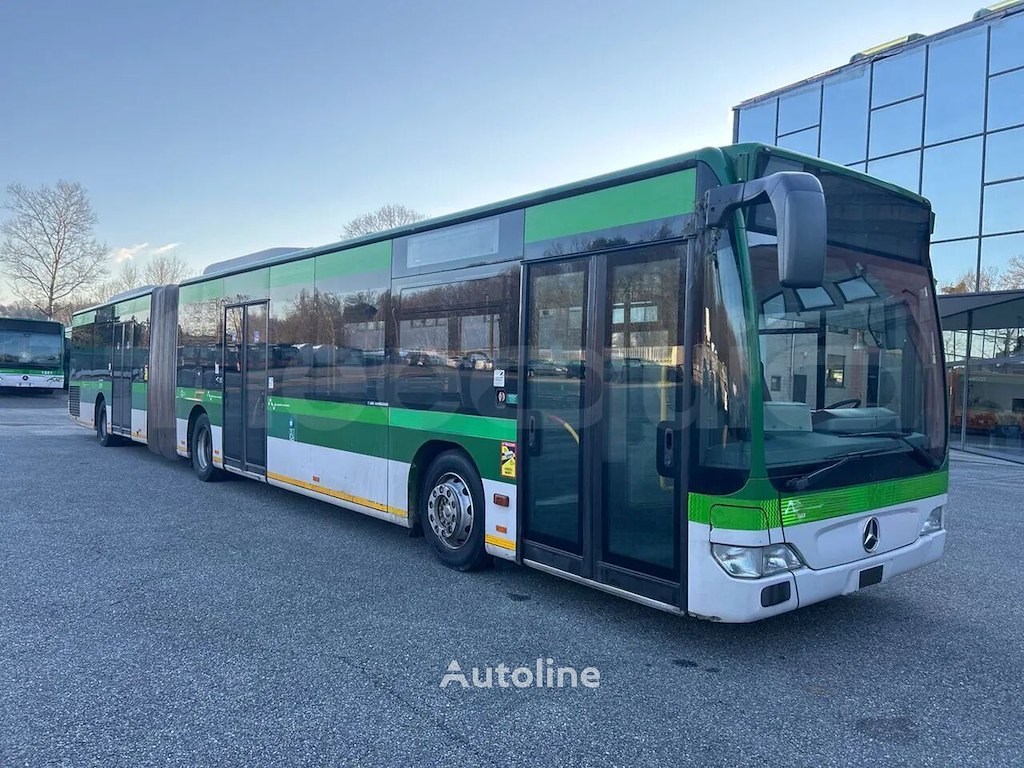 Mercedes-Benz O 530 zglobni autobus