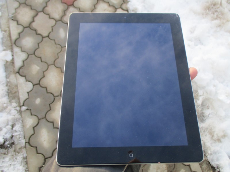 22.APPLE iPad 1395 -za delove