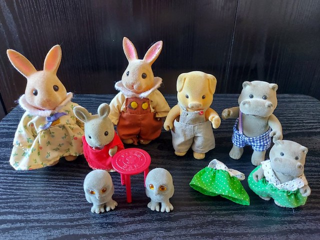Sylvanian families VEOMA RETKE IGRACKE 1985 g.NA KOMAD