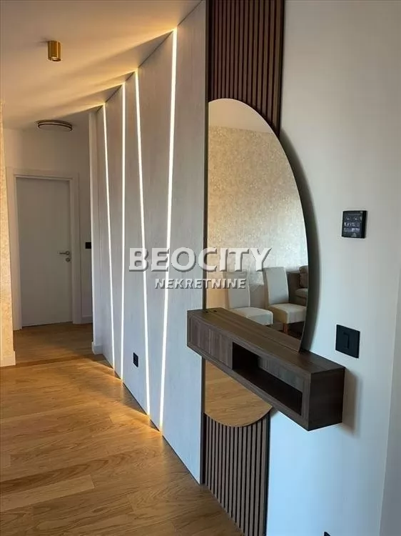 Trosoban stan, 70 m2, Banovo brdo, Požeška ID: 127965
