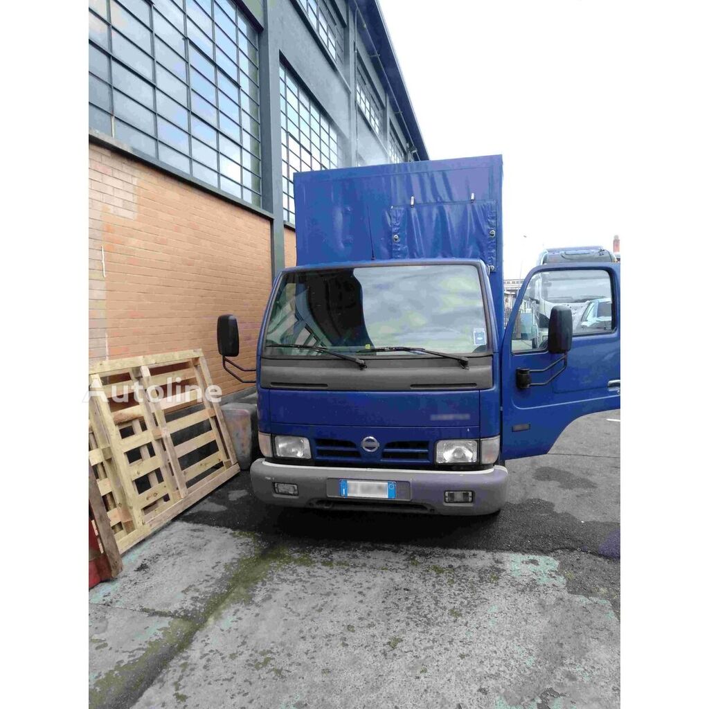 K0121FL01 kabina za Nissan CABSTAR (92>99<)(99>07<) komercijalnog vozila